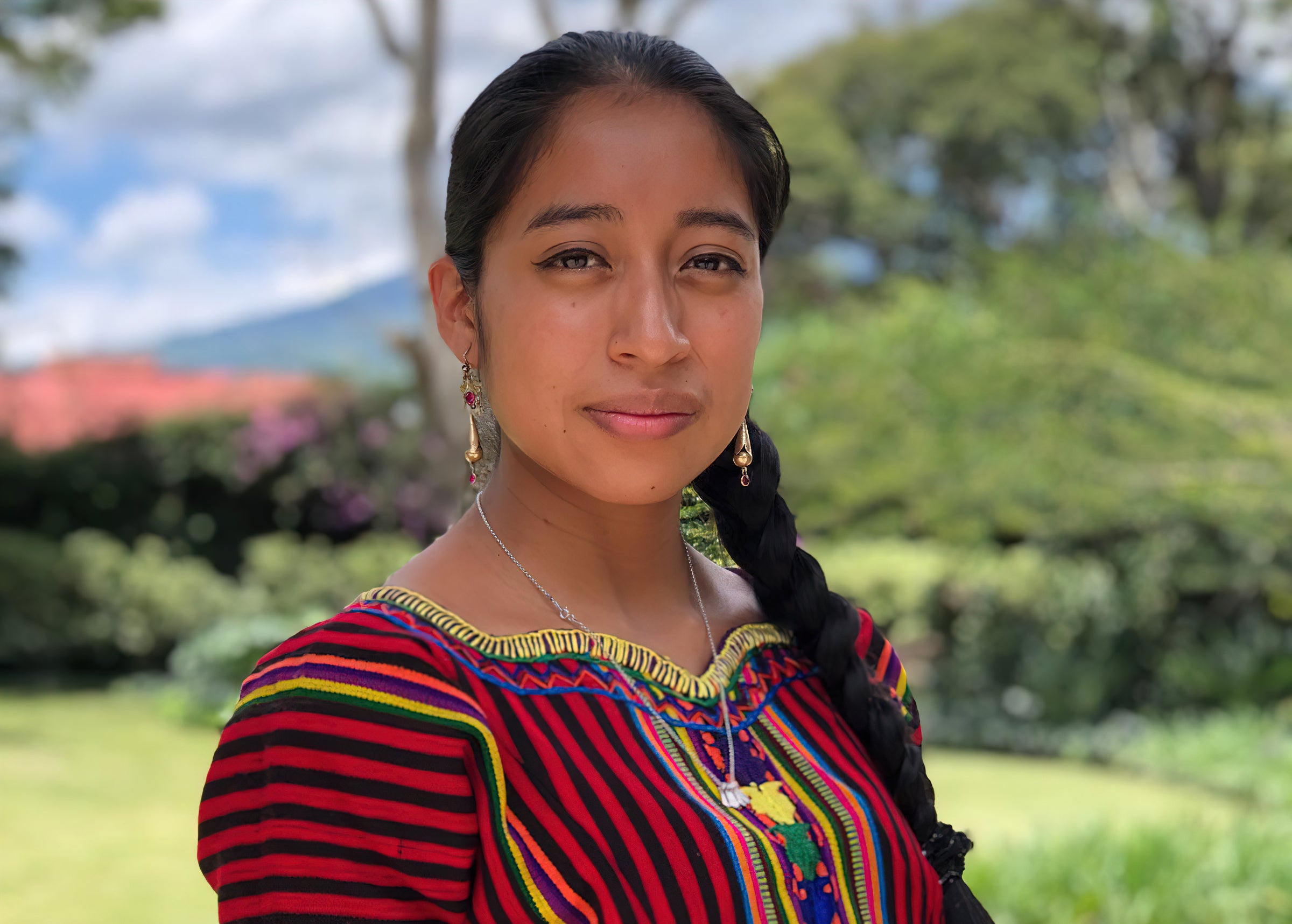 La actriz con la fuerza de un volcán: María Mercedes Coroy | Cultural ...