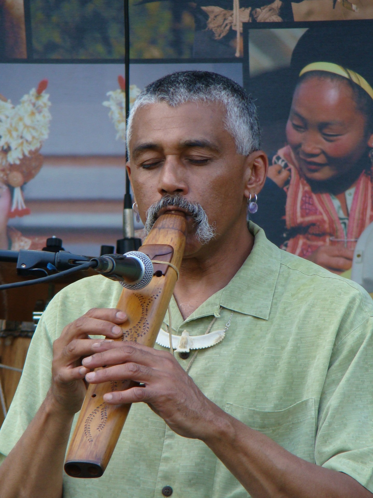 Bazaar Artist: Hawk Henries | Cultural Survival